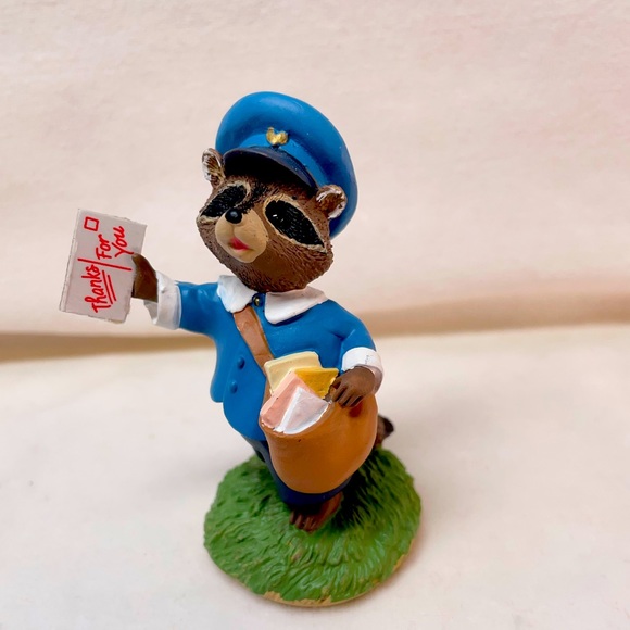 Tender Touches Hallmark | Accents | Raccoon Mail Carrier Tender Touches ...